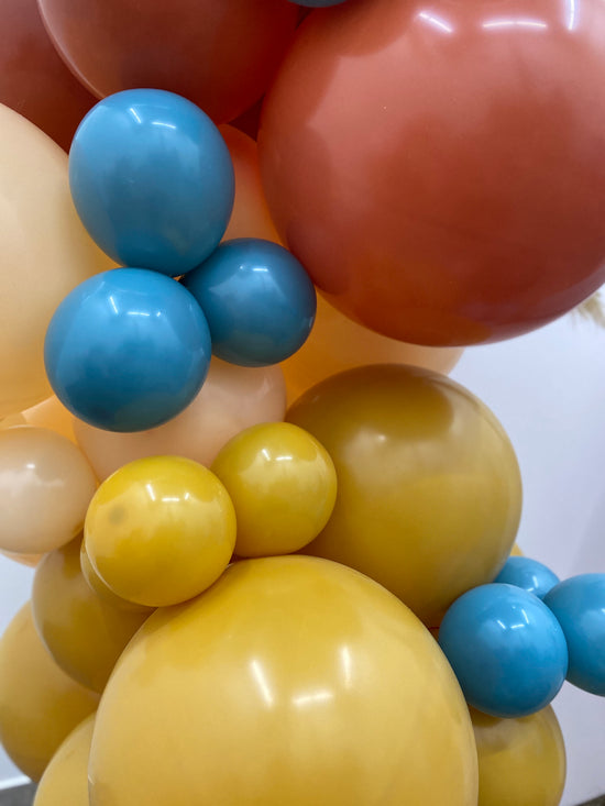 Here Comes The Sun DIY Balloon Garland Kit – WOW Party Art